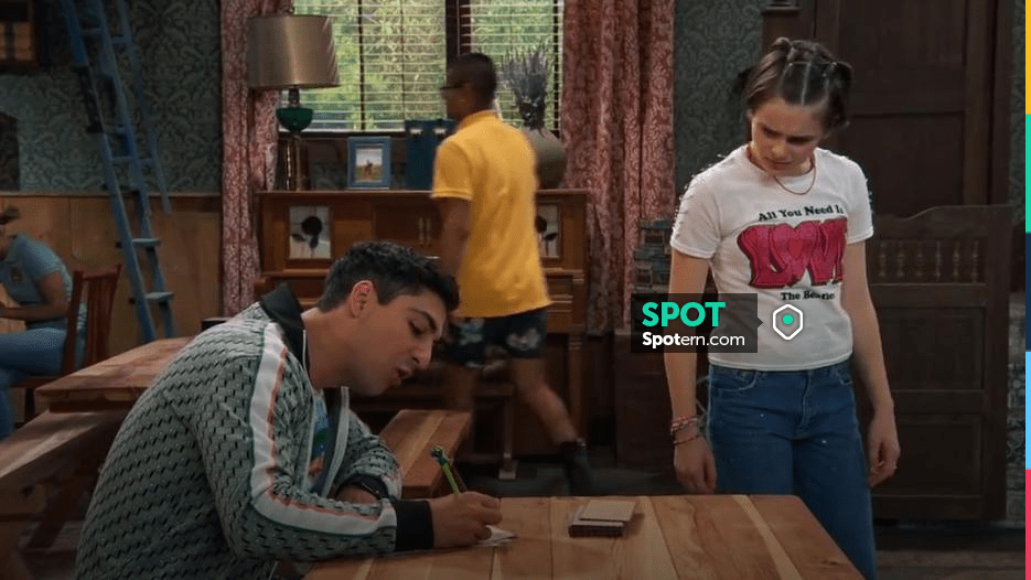 Nasty Gal The Beatles Fitted Glitter Graphic T-Shirt worn by Winnie ...