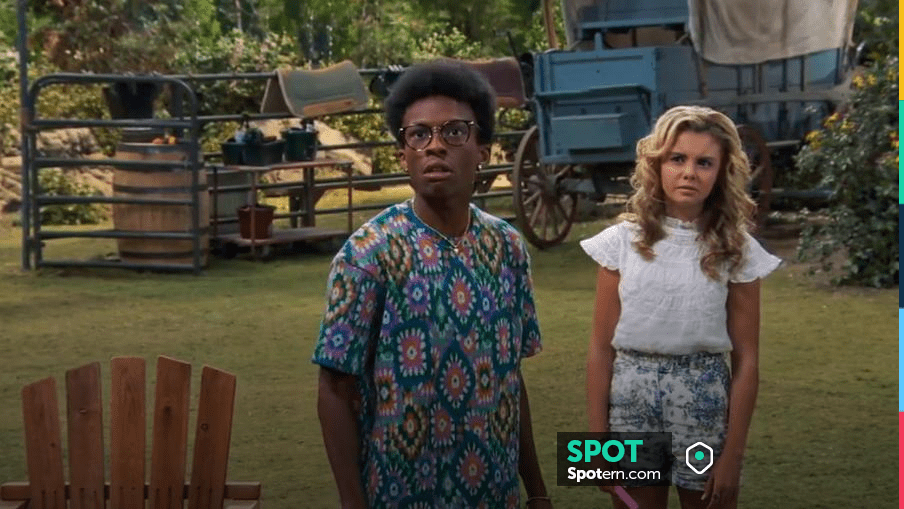 & Other Stories Printed Belted Linen Shorts worn by Destiny Baker ...