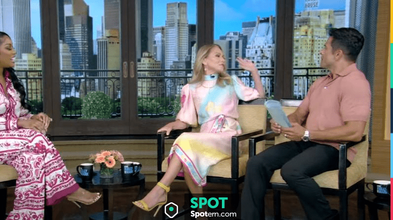 Gianvito Rossi Portofino Leather Sandals worn by Kelly Ripa as seen in ...