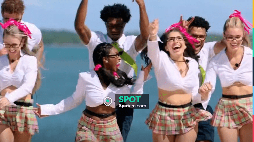 H&M Gath­ered Crop Shirt worn by Vickala "Kay Kay" Gray as seen in Love ...