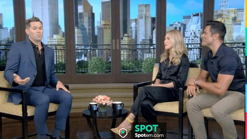 Gianvito Rossi Portofino 110mm Suede Sandals worn by Kelly Ripa as seen ...