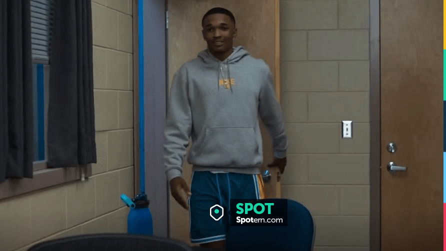 Nike Bas­ket­ball Shorts worn by Jace Carson (Isaiah R. Hill) as seen ...