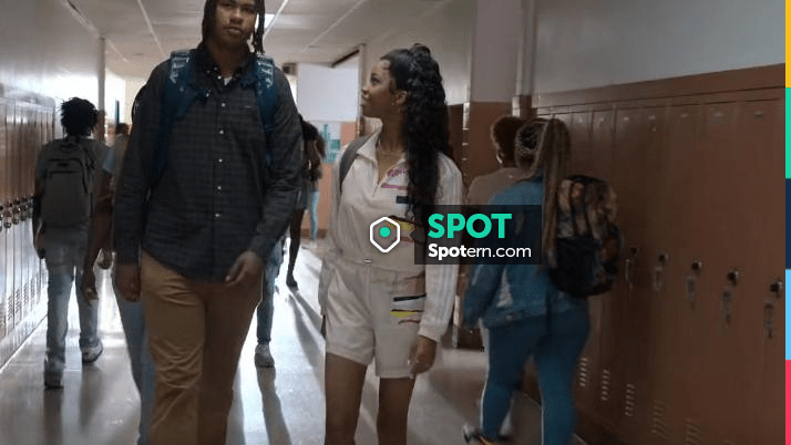 Chaqueta deportiva Adidas Trefoil usada por Crystal Jarrett (Quvenzhané ...