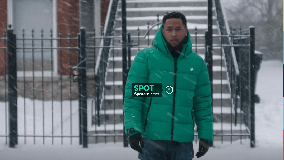 Superdry Sports Puffer Hood­ed Jack­et worn by Emmett Washington (Jacob ...