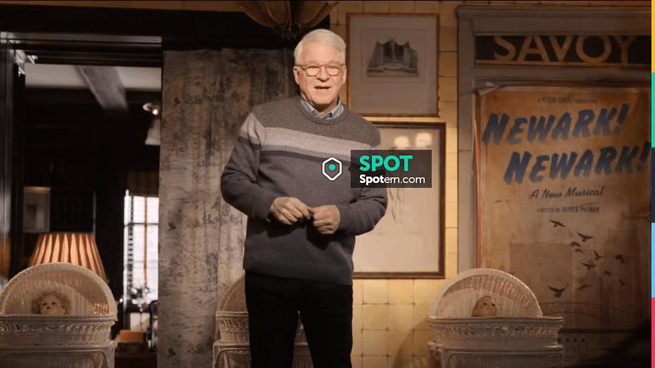 Faherty Donegal Chest Stripe Crewneck Sweater porté par Charles-Haden ...