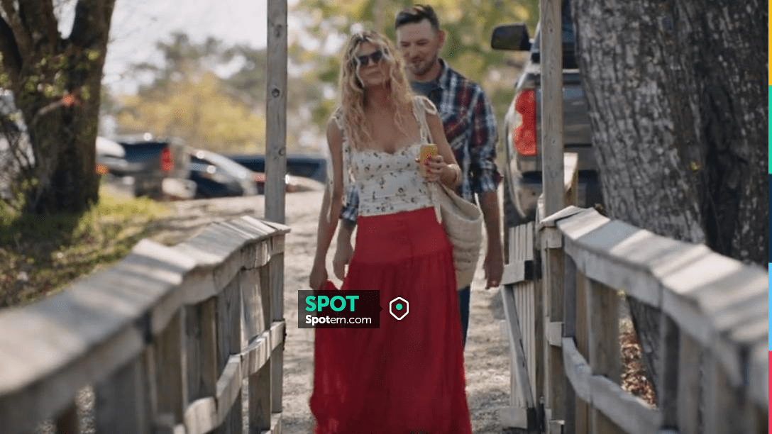 Reformation Ro­ma Skirt worn by Reagan Baker as seen in Swiping America ...