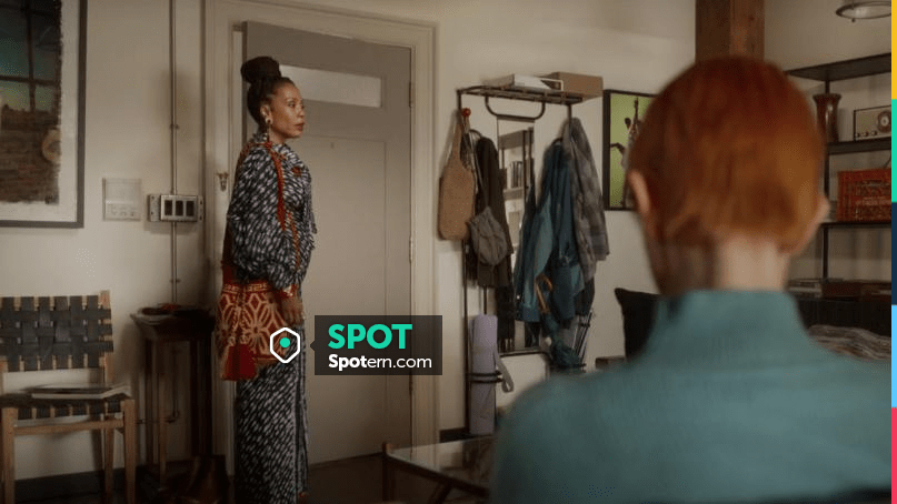 Majayura Medi­um Bag worn by Dr. Nya Wallace (Karen Pittman) as seen in ...