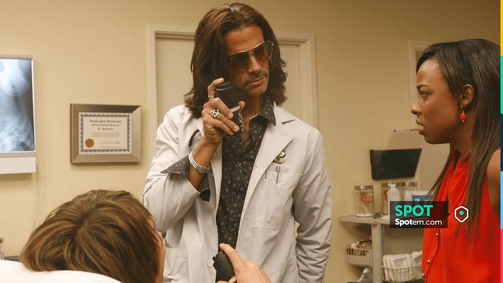 Vero Moda Chiffon Red Button Close Sleeveless Blouse worn by Kelly ...