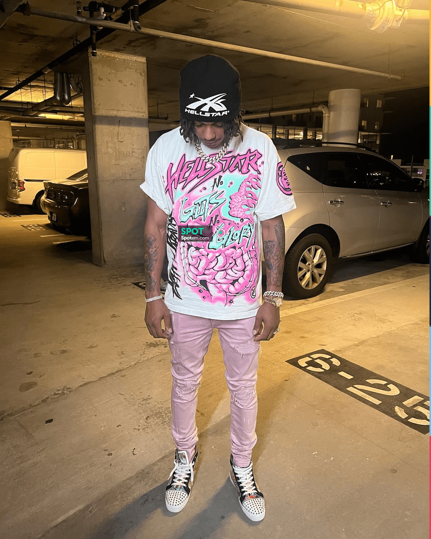 Hellstar White Guts & Glory T Shirt porté par Skilla Baby sur le compte ...