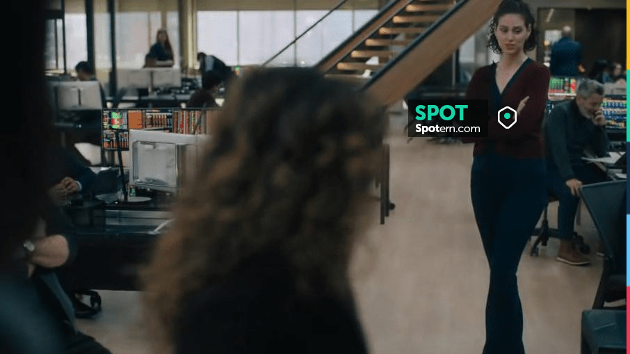 Maison Margiela Two-tone Sitch-de­tail Cardi­gan worn by Rian (Eva ...