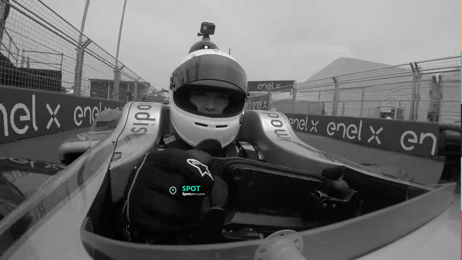 Alpinestars Racer Gloves worn by Liv Tyler for the last race of the ...