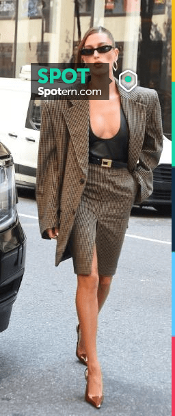 Tabayer Oera Earrings worn by Hailey Baldwin in New York City on ...