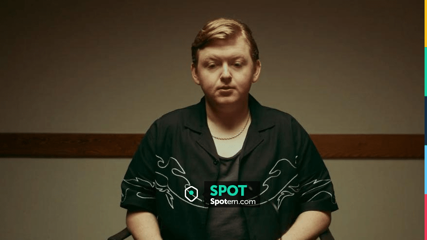 Forever 21 Em­broi­dered Shirt worn by White Steve (Jack Maricle) as ...