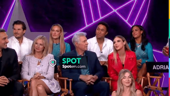 Aqua Tweed Cropped Jacket usada por Mira Sorvino como se ve en Good ...