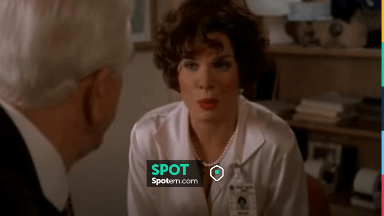 Pearl Necklace worn by Miss Cheevus (Marcia Gay Harden) in Spy Hard ...