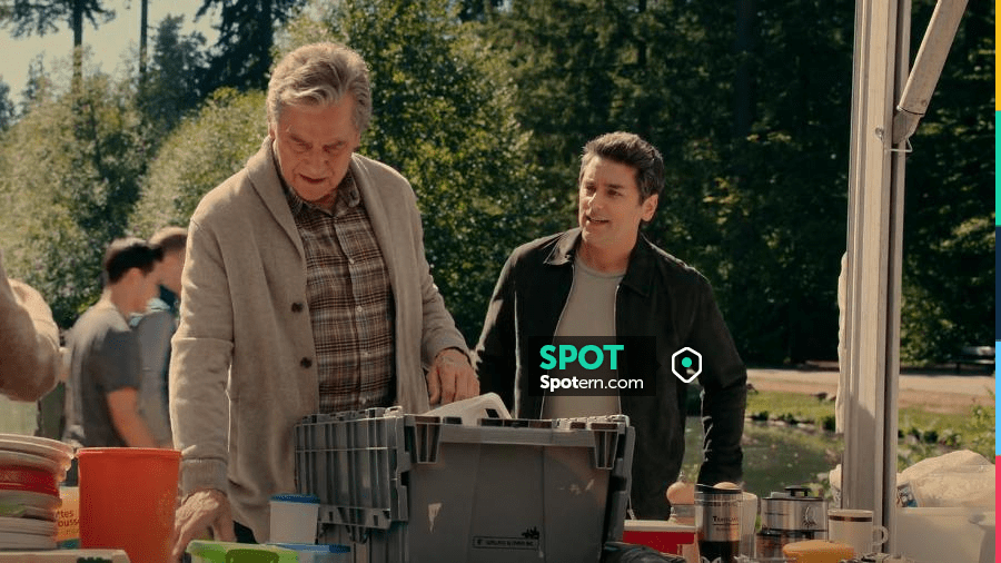 Théorie Homme Dustin Reece Suede Veste portée par le Dr Cameron Hayek ...