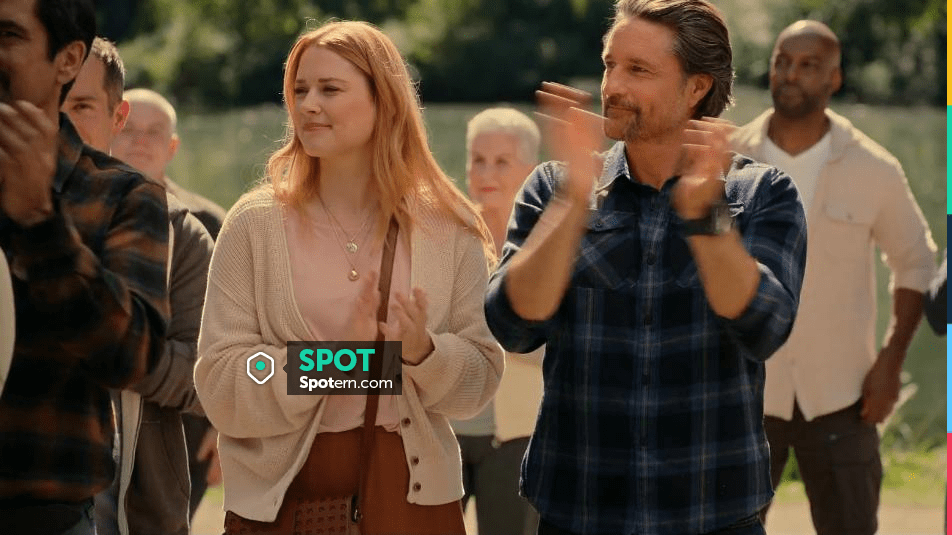 Velvet By Graham & Spencer Solange Tex­tured Cot­ton Cardi­gan worn by ...