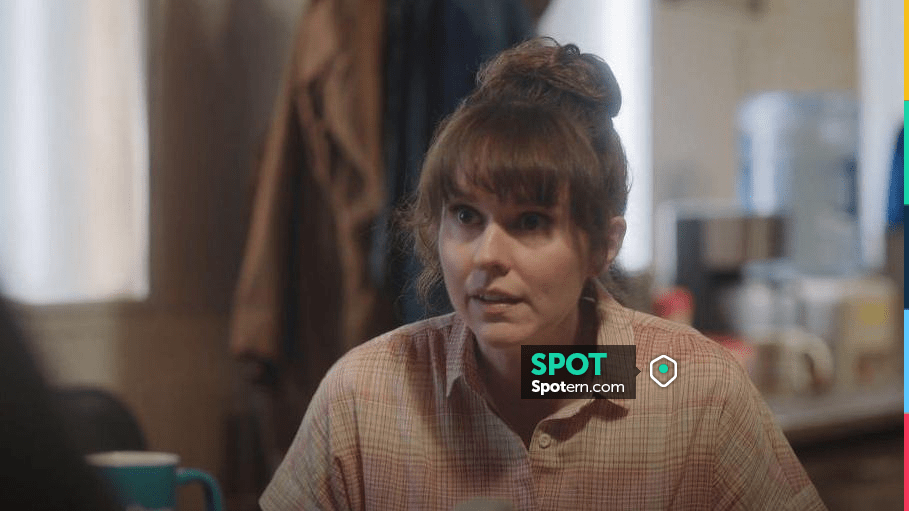 Madewell Hilltop Crop Collar Shirt worn by Jillian (Claudia O'Doherty ...