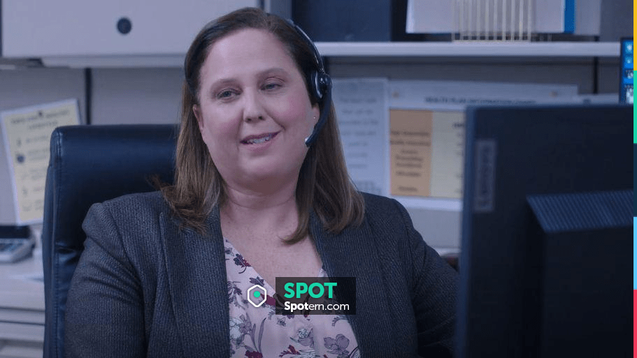 Liz Claiborne V Neck Short Sleeve Blouse Rose Floral worn by Jackie ...