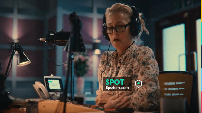 Me+Em Mini Paisley Print Silk Cotton Layering Blouse worn by Jean ...