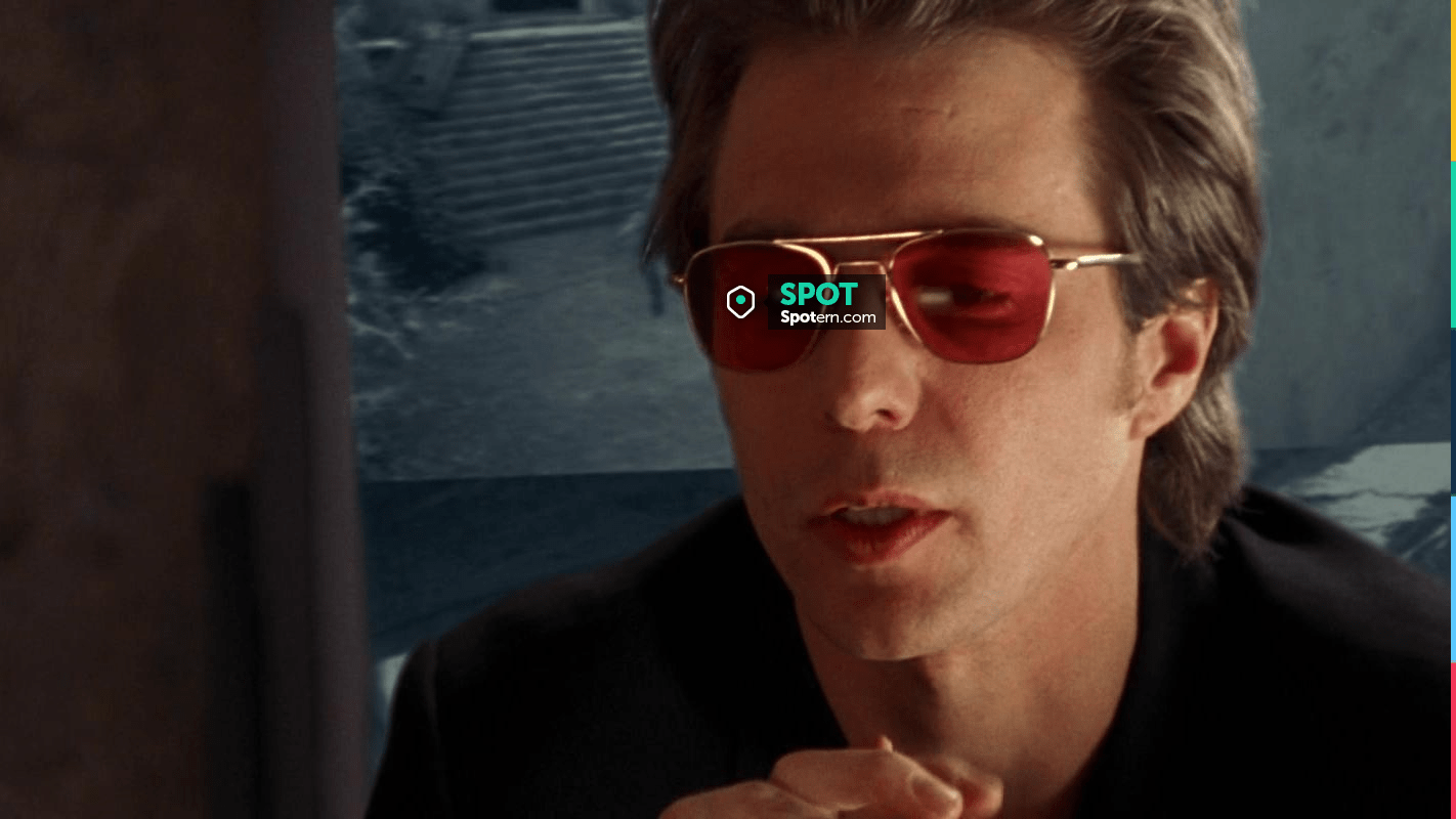 Charlie's Angels movie Wardrobe: Sam Rockwell wears Ray-Ban Caravan Red ...