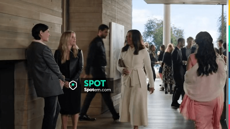 Valentino Garavani Rock­stud Cross-Body Bag worn by Bradley Jackson ...