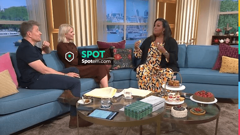 LK Bennett Susannah Brown Rib Knit Pleated Dress worn by Holly ...