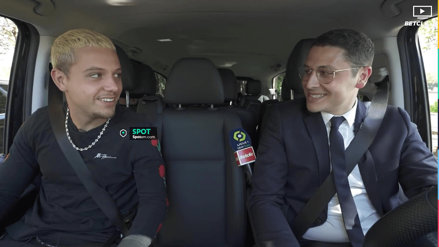 Le t-shirt Puma à manches longues porté par PLK dans sa vidéo Loris x PLK x Soso Maness : PSG-OM ...