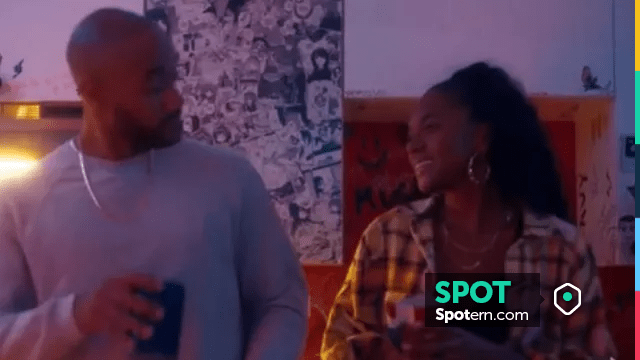 Bdg Brody Check Print Flan­nel Shirt worn by Robyn Loxley (Jessye Romeo ...