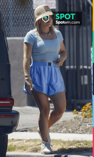 Loewe Paula’s Ibiza -Anagram Bucket Hat worn by Hilary Duff in Los ...