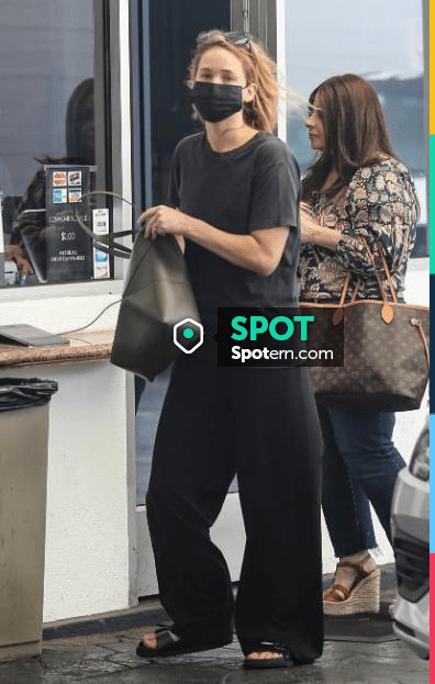 Loewe Puz­zle Fold Tote worn by Jennifer Lawrence in Beverly Hills post ...