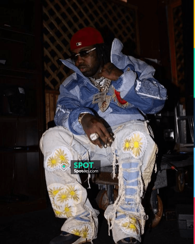 Who Decides War Light Blue Flo­ral Patch Jid­ji Jeans worn by EST Gee ...