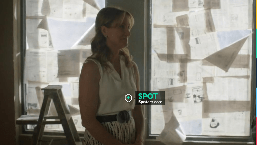 Kobi Halperin Mila Blouse worn by Lisa Stillman (Jessica Steen) as seen ...