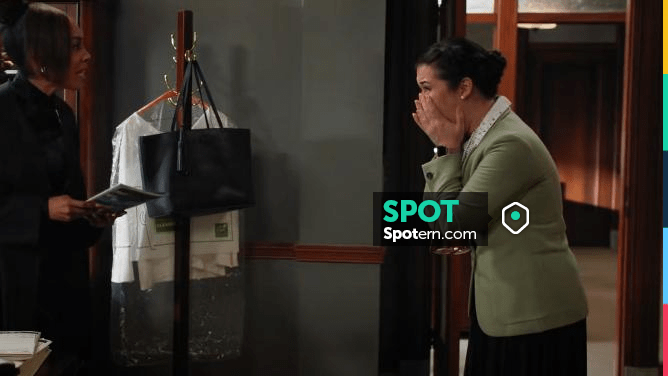 Max Mara Cash­mere Two-but­ton Blaz­er worn by Sherri Kansky (Ruthie ...