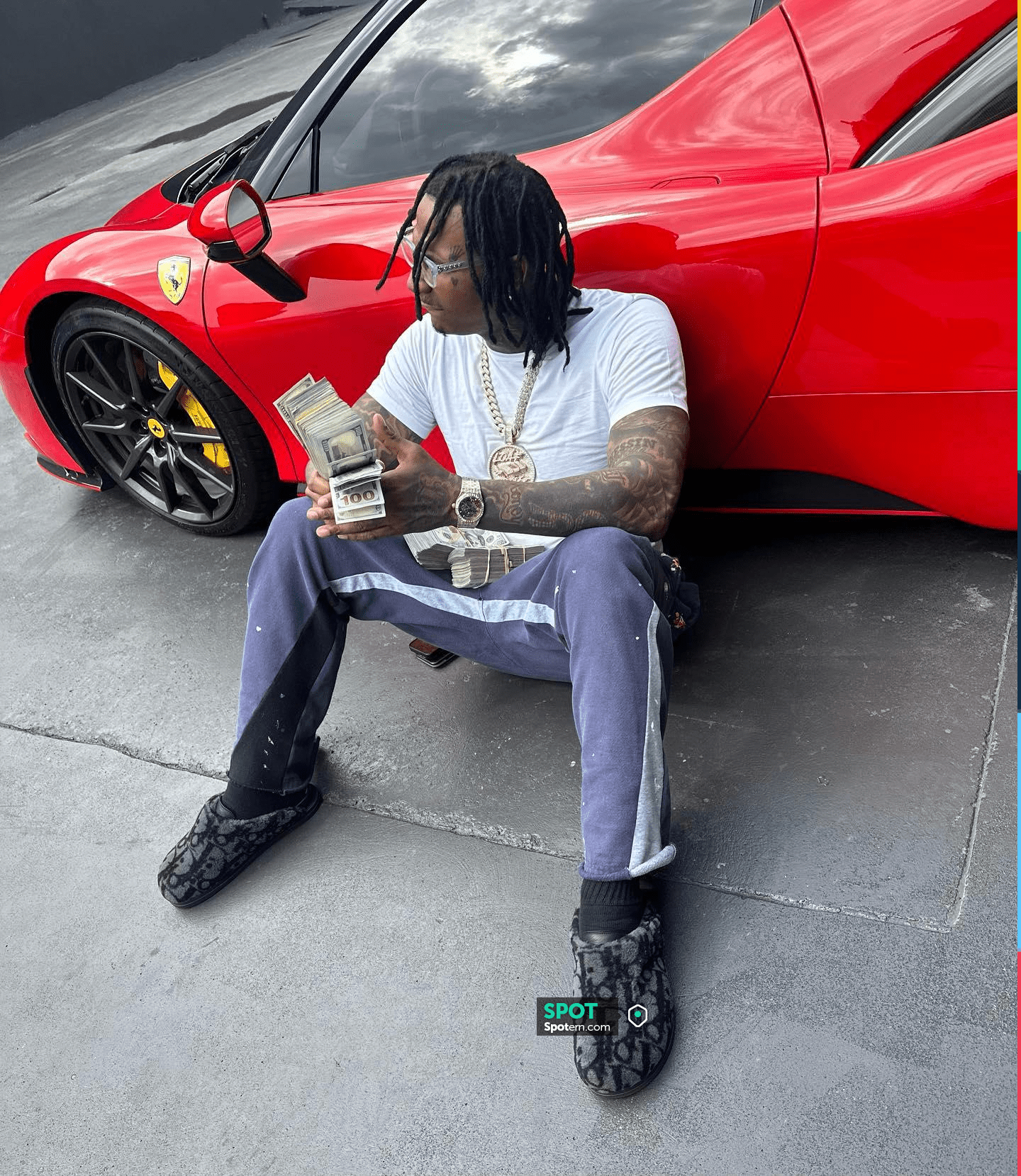 Dior Dark Grey Oblique Shear­ling Slip­pers worn by Moneybagg Yo on the ...