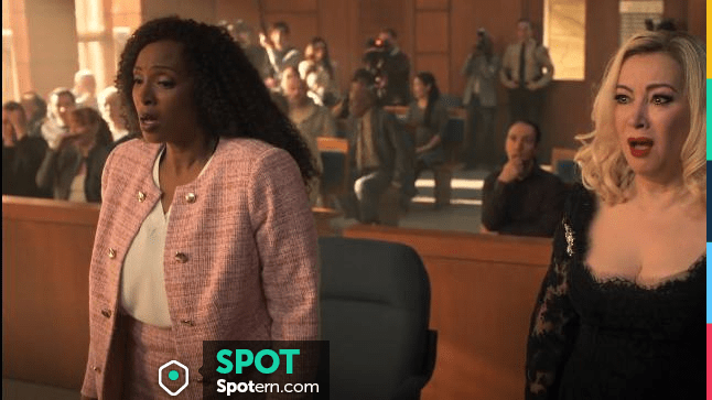 Falda de tweed rosa de Laura usada por Lawyer como se ve en Chucky ...