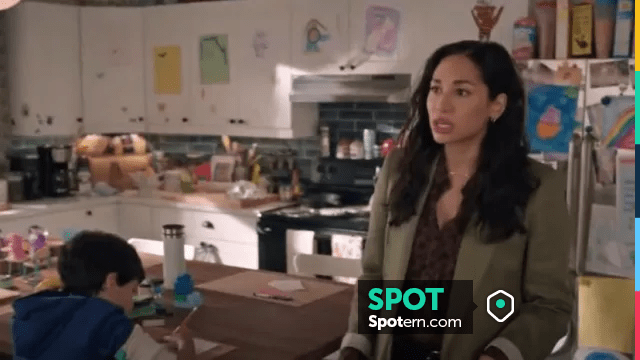 Zara Open Front Blaz­er worn by Astrid (Meaghan Rath) as seen in ...