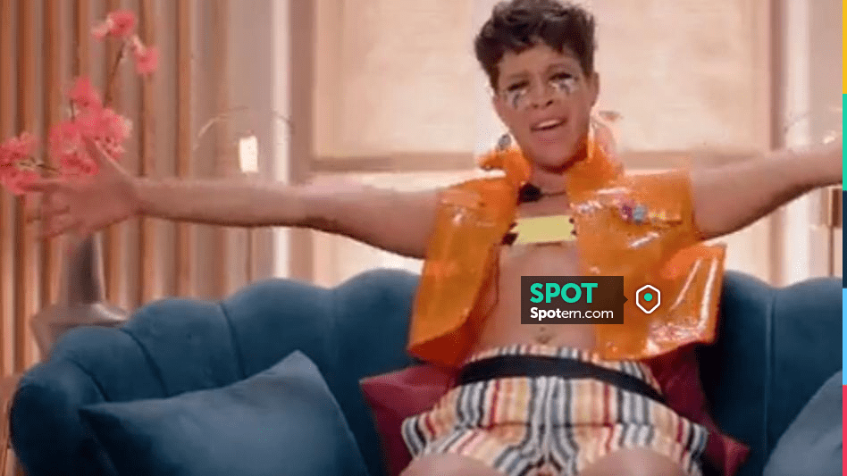 Dolls Kill Pass­port Ap­proved Vinyl Vest worn by Tabitha Sloane as ...