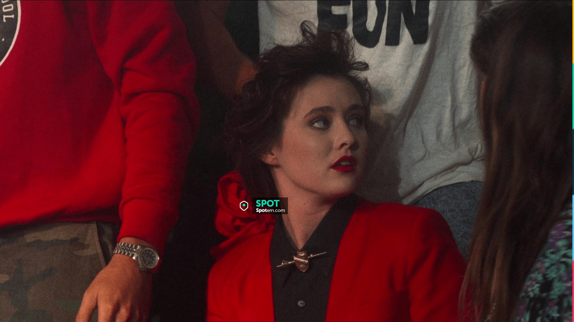 Red Scrunchie worn by Heather Duke (Shannen Doherty) in Heathers | Spotern