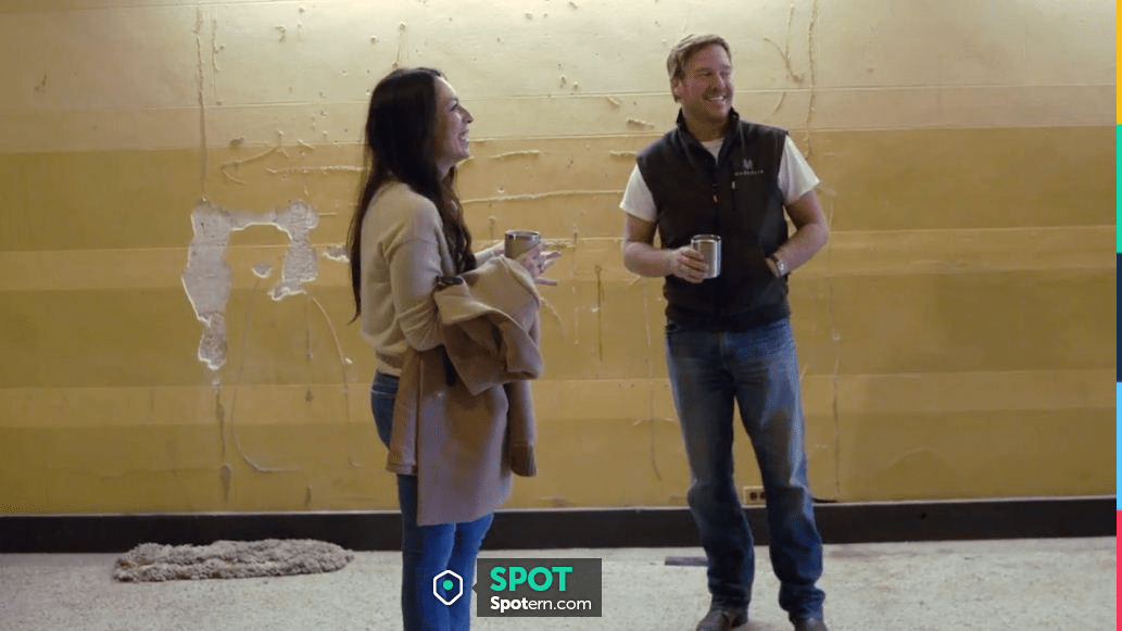 Mother The Weekender Fray Jeans worn by Joanna Gaines as seen in Fixer ...