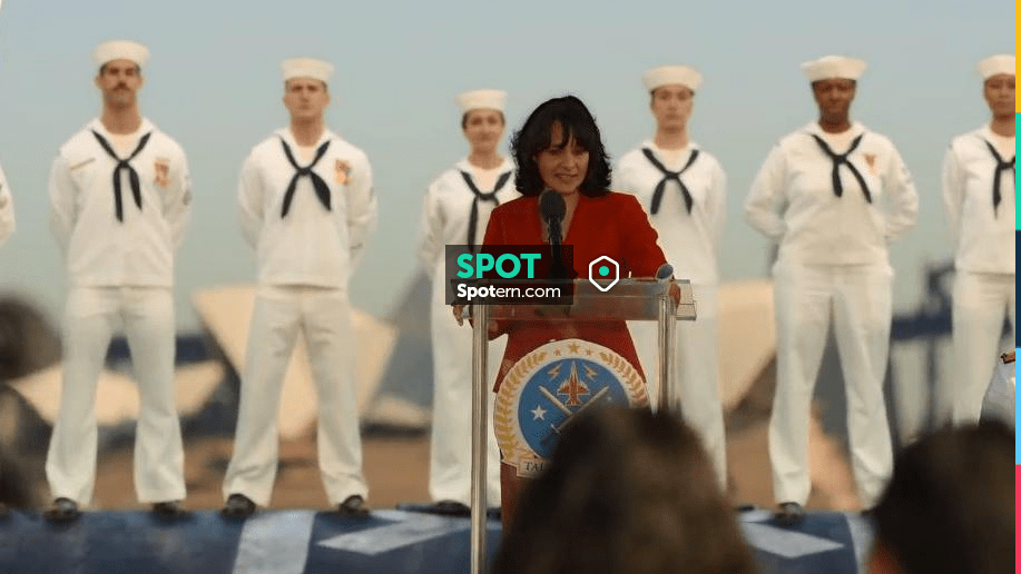 Smythe Clas­sic Duchess Blaz­er worn by Susan Quinn (Daniela Farinacci ...