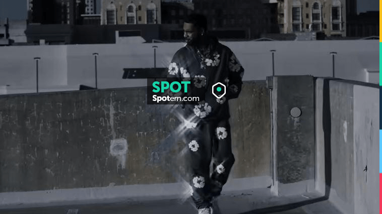 Sweat à capuche en couronne de coton vert Denim Tears porté par Key ...