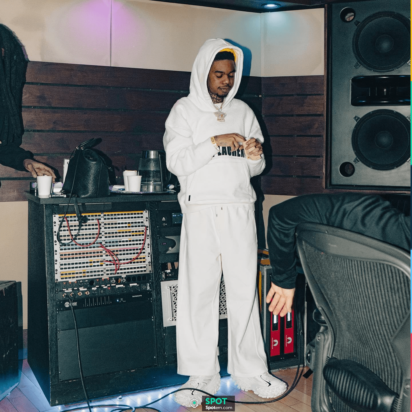 Balenciaga White Bounder Sneakers worn by Lil Poppa on the Instagram ...