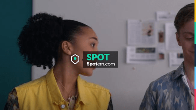 The Curated Pro­noun Stud Ear­rings worn by Cece Parker-Jones (Hailey Romain) as seen in ...