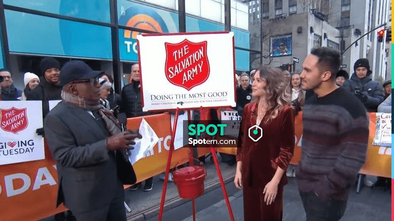 Skies Are Blue Ruched Velvet Blazer worn by Alexa PenaVega as seen in ...