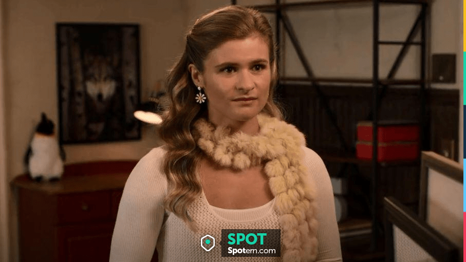 Staud Portofino Crochet Tank Top worn by Paige Hardaway (Jenna Boyd) as ...