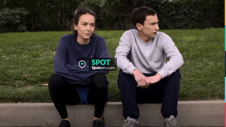 Starter Logo Crew neck Sweater worn by Casey Gardner (Brigette Lundy ...