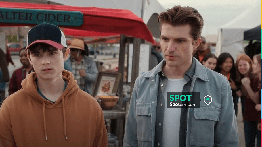 Zara Pocket Front Shirt Jacket worn by Will Walter (Johnny Link) as ...