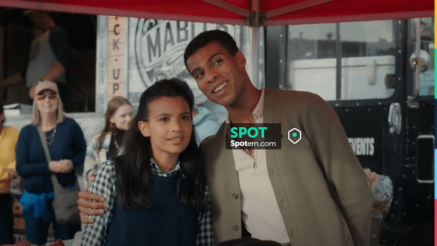 Club Monaco Milano Cardigan worn by Skylar Summerhill(Jaylan Evans) as seen in My Life with the ...