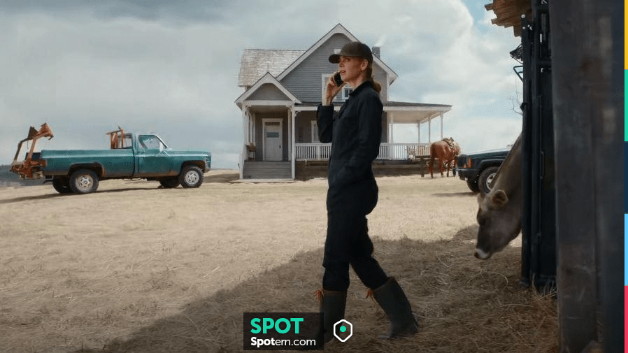 Snowmaster Boots worn by Dr. Katherine Walter (Sarah Rafferty) as seen ...